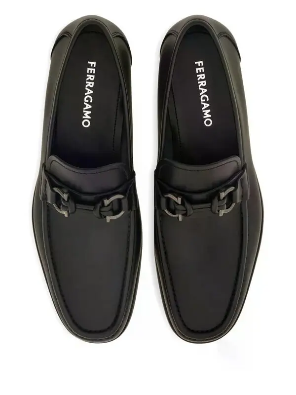 FERRAGAMO Gancini Loafers - Black