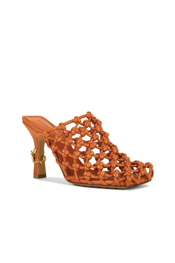 Bottega Veneta Mule Pump With Gold-tone Frog Accessory