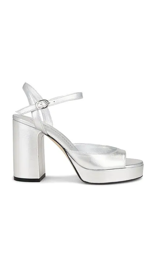 STUART WEITZMAN Dayna Ii Platform Sandal In Metallic - Silver