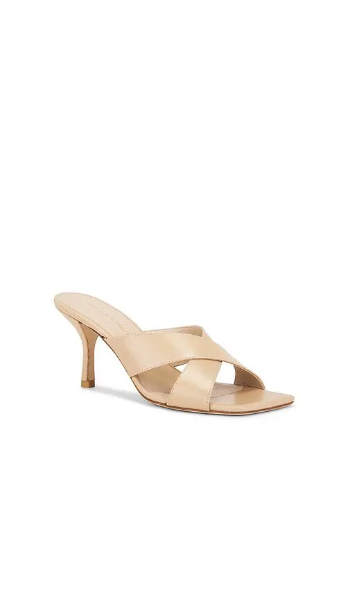 STUART WEITZMAN Dayna Slide 75