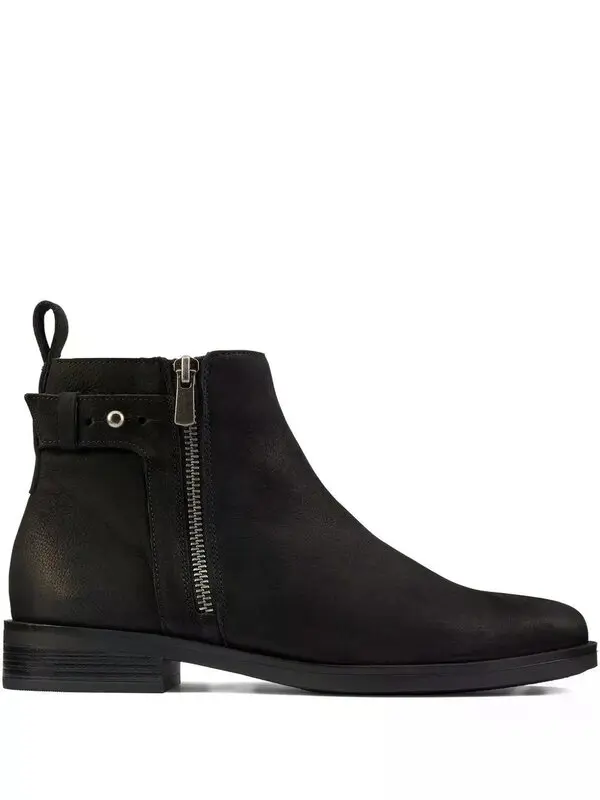 Clarks Memi Boots - Black