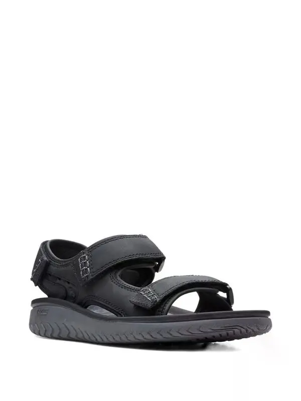 Clarks Wesley Bay Sandals - Black