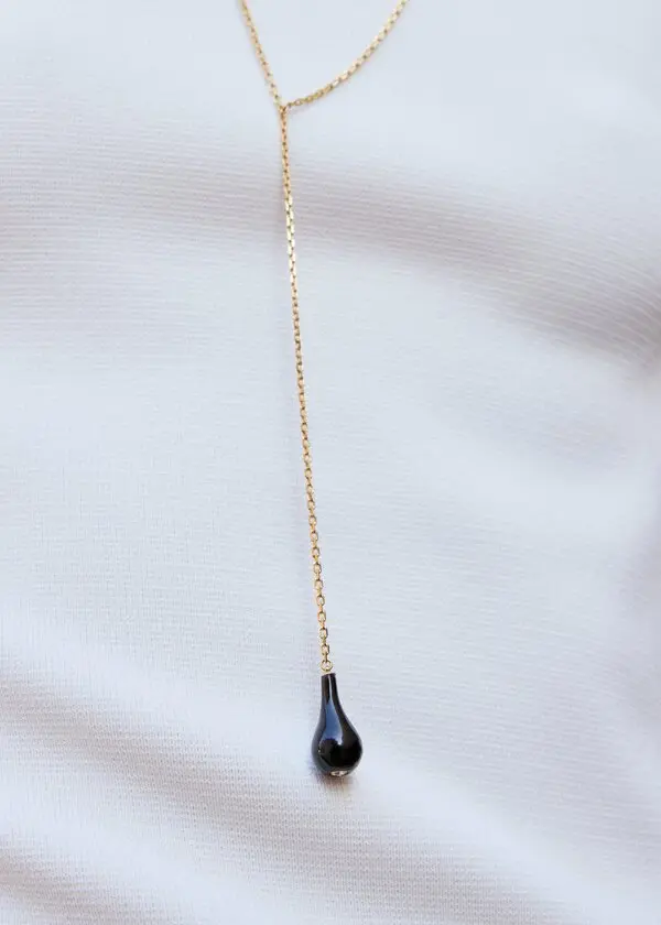 TOTEME Onyx Drop Y Neck Necklace - Black