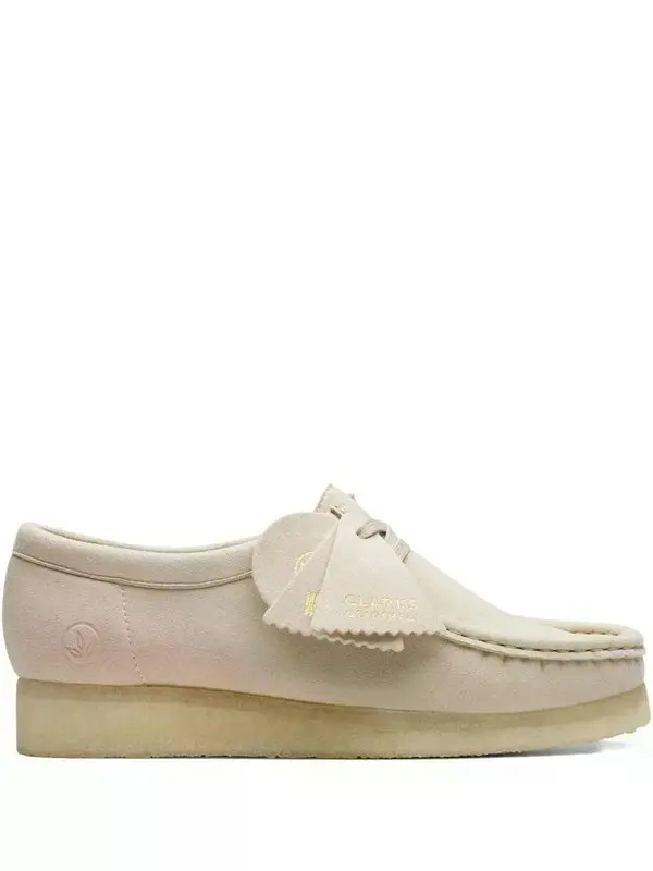 Clarks Wallabee Derby Shoes - Neutrals