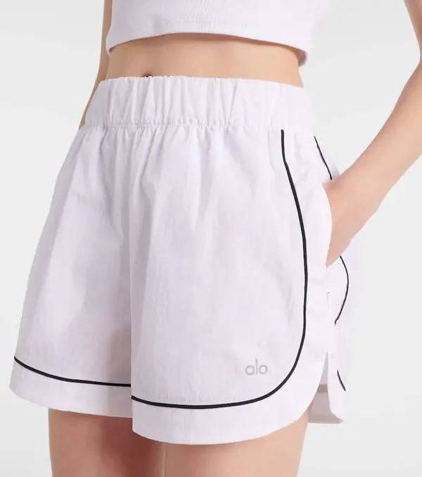 Alo Yoga Motivate Logo Shorts