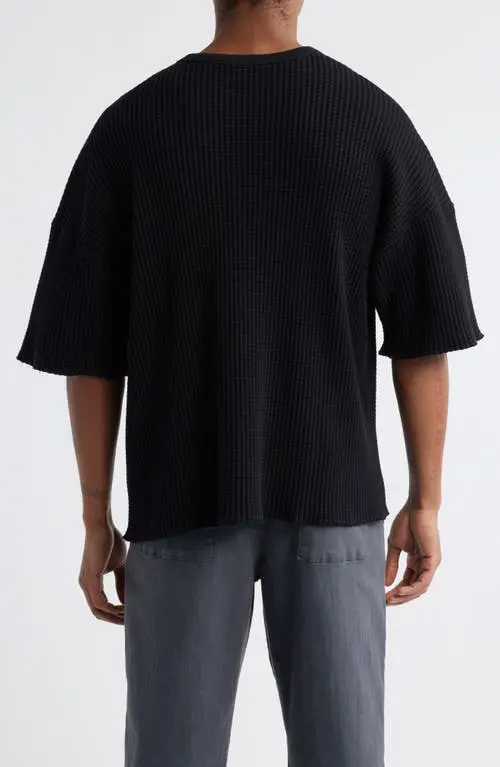 STANDARD ISSUE Oversize Thermal Knit T-shirt - Black