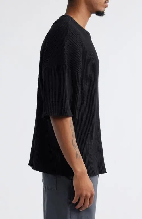 STANDARD ISSUE Oversize Thermal Knit T-shirt - Black