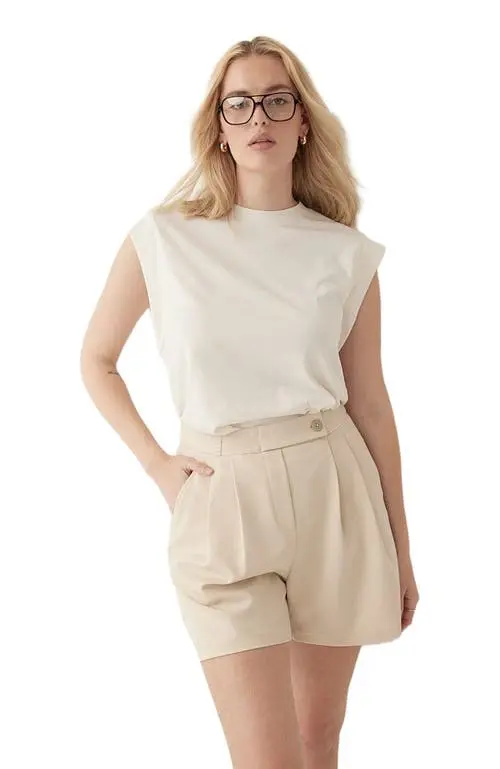 HONORS Sleeveless Shirt - Cream