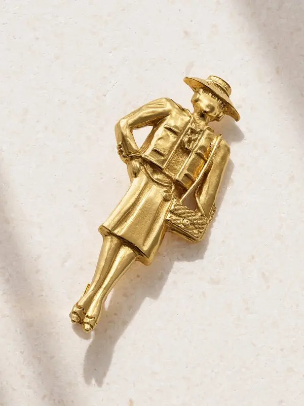 Chanel Plated Brooch - Gold