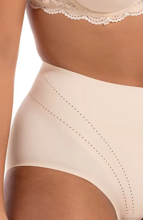 MAGIC BODYFASHION Dream Shaper Briefs - Latte