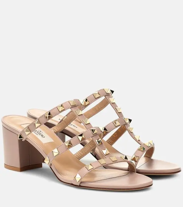 Valentino Garavani Rockstud Leather Sandals - Pink