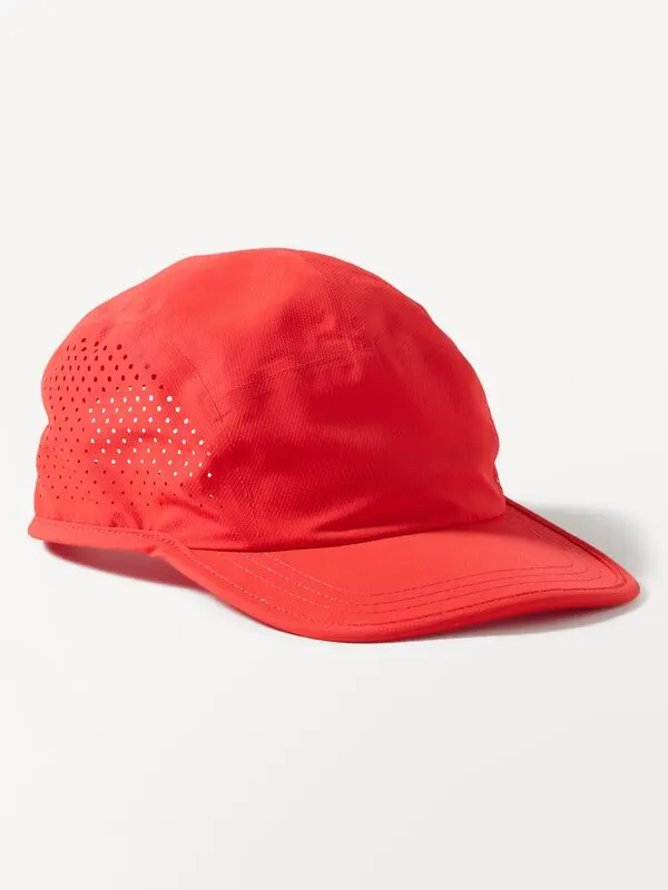 Athleta Pacesetter Run Hat 2.0 - Cardinal