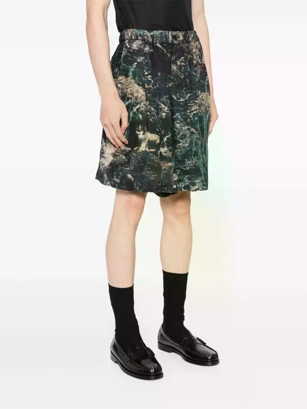 TAAKK Graphic-printed Shorts - Black