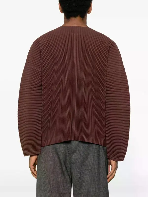 Issey Miyake Plissé-effect T-shirt