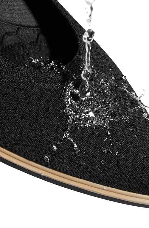 Vivaia Pointed-toe Flats