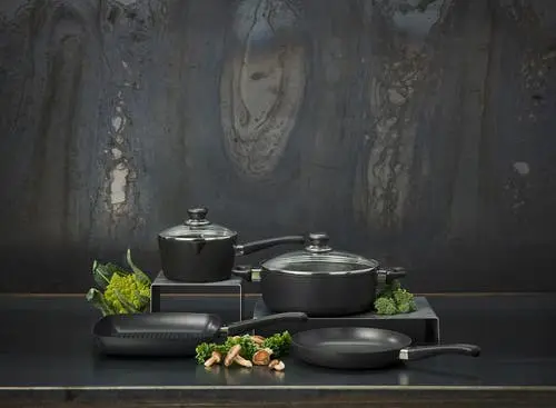 SCANPAN Classic 12-1/2 Inch Saute Pan With Lid