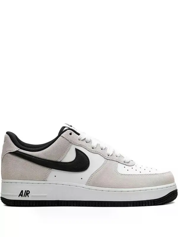 Nike Air Force 1 '07 Lv8 Sneakers - Neutrals