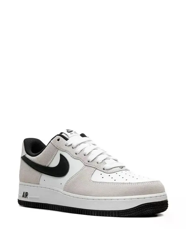 Nike Air Force 1 '07 Lv8 Sneakers - Neutrals