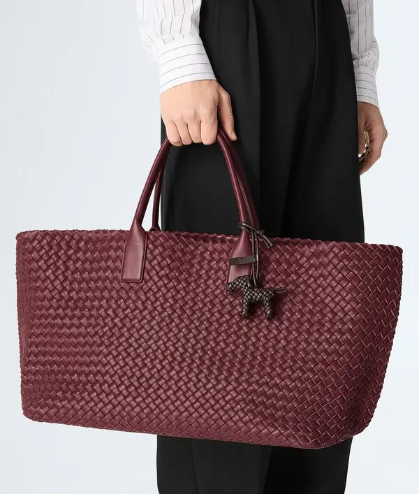 Bottega Veneta Dog Charm - Fondant