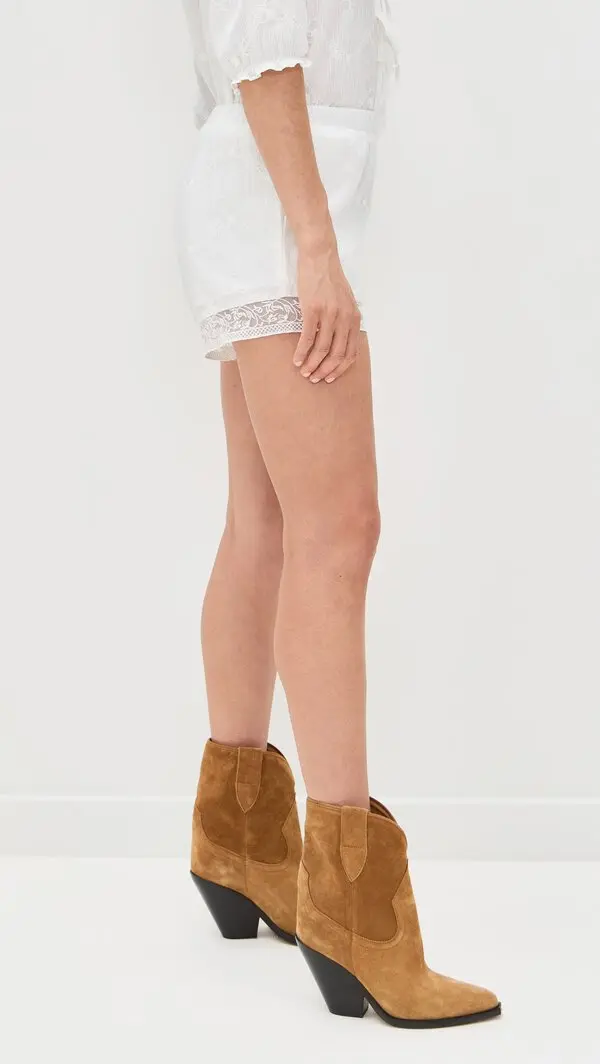 BAILEY ROSE Embroidered Shorts With Lace Trim