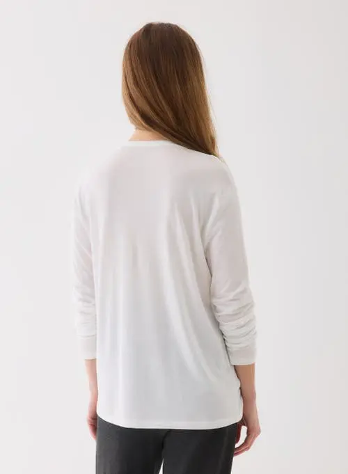 Majestic Filatures Lyocell Cotton Blend Long Sleeve V-neck - Blanc