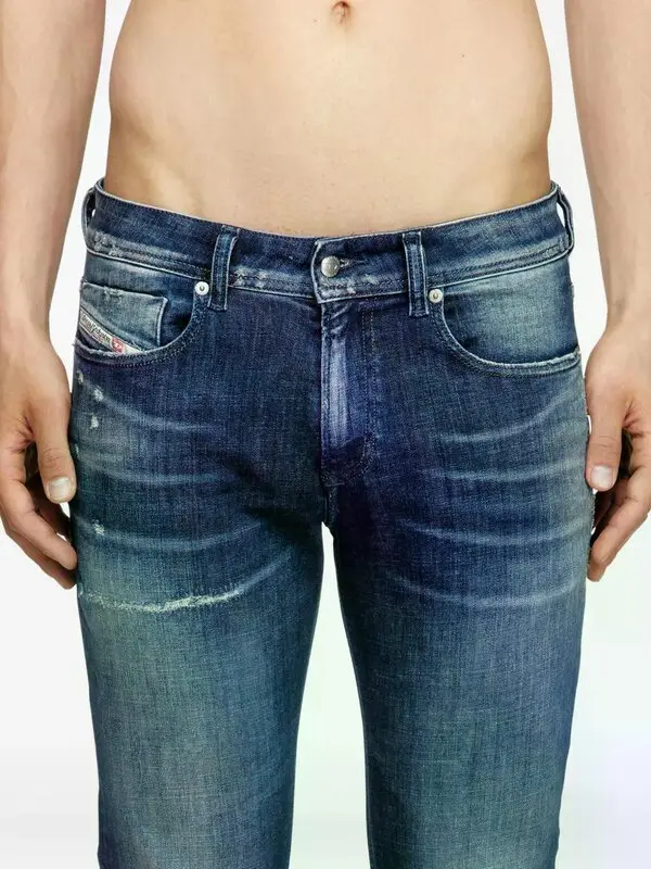 DIESEL® 1980 D-eeper 09m28 Relaxed Jeans