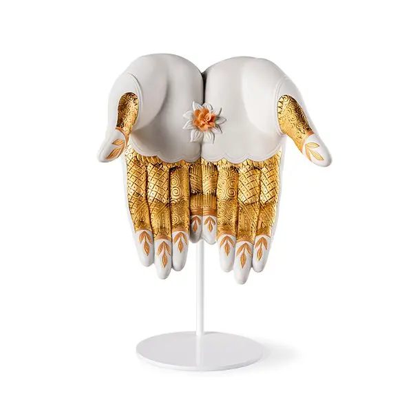 LLADRO Abundance Mudra Sculpture - Multi