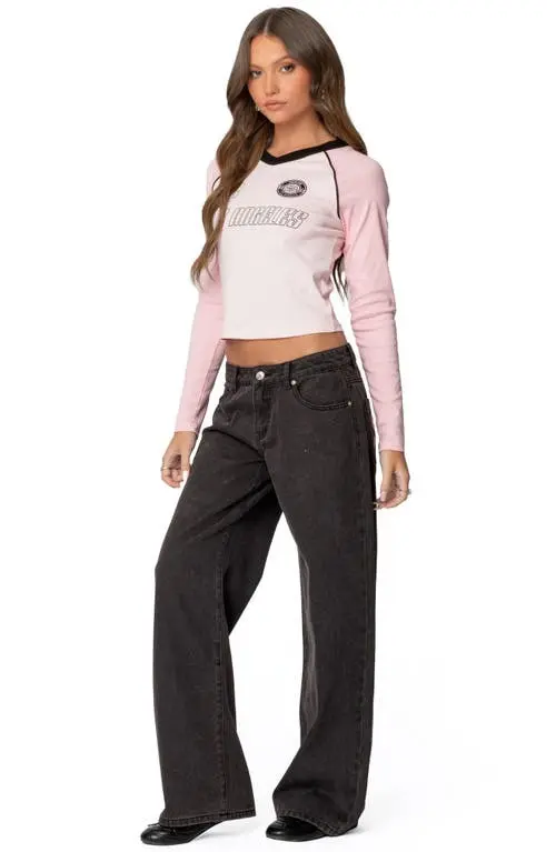EDIKTED Los Angeles Raglan Crop T-shirt
