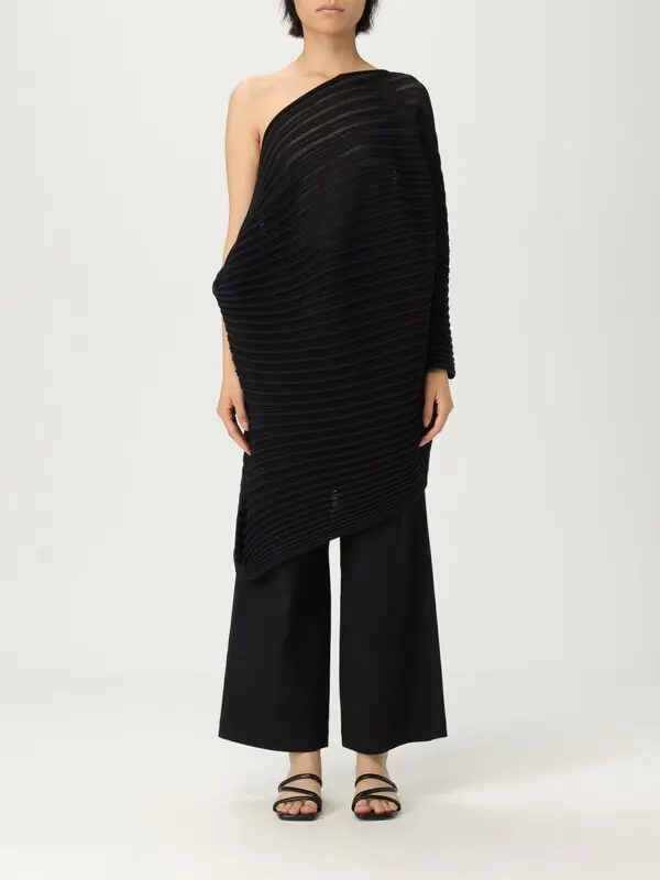 Issey Miyake Top - Black