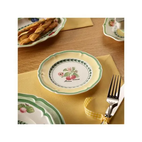 VILLEROY & BOCH French Garden Valence Cherry Appetizer/dessert Plate