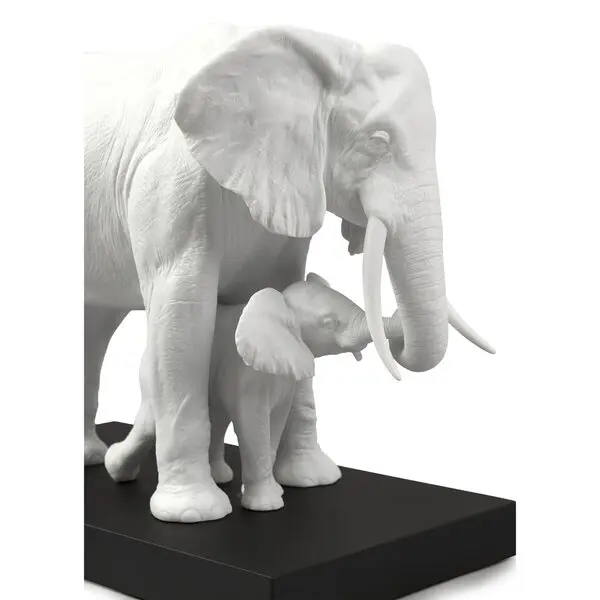 LLADRO Leading The Way Elephant Sculpture