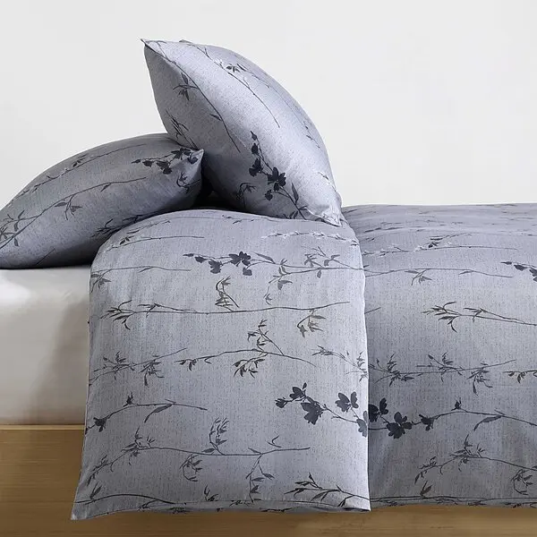 Calvin Klein Wildflower Print Sateen Comforter Set, Queen - Dusk Lavender