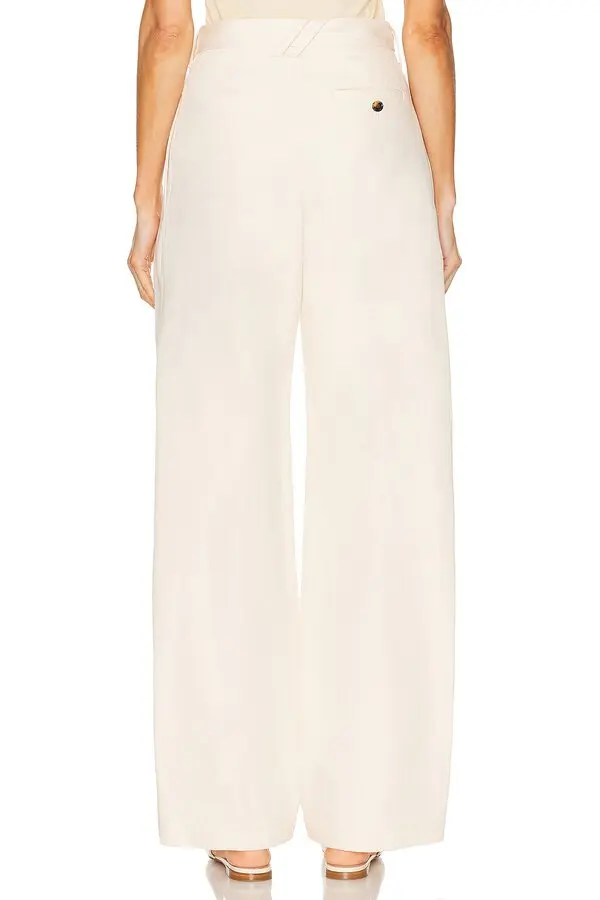Burberry High Waisted Pleated Trousers