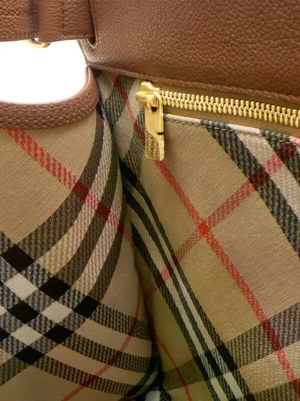 Burberry Medium Cotswolds Tote - Brown