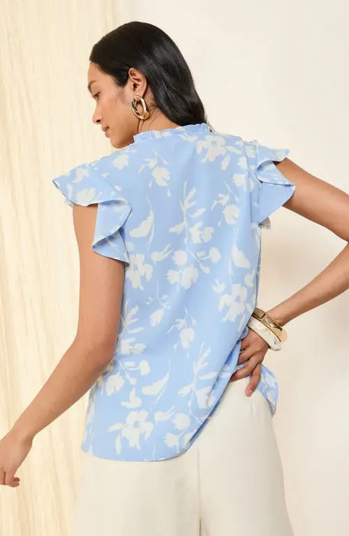 FRIENDS LIKE THESE Floral Flutter Sleeve Top