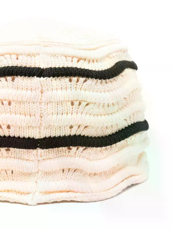 THE GARMENT Crochet Hat