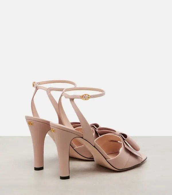 Valentino Garavani Bowow 95 Leather Sandals - Pink