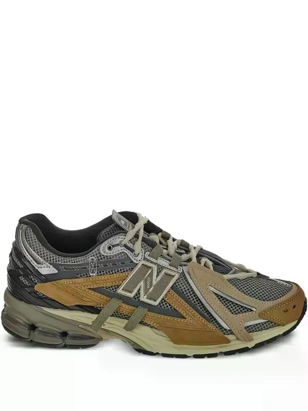 NEW BALANCE Mesh-upper Sneakers