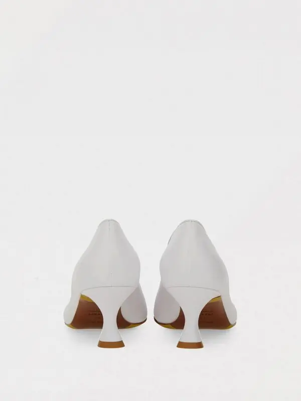 Moschino Leather Pumps - White