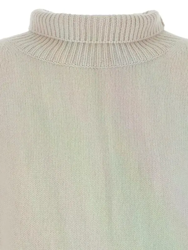 Soft Goat Cashmere Crew Neck Sweater