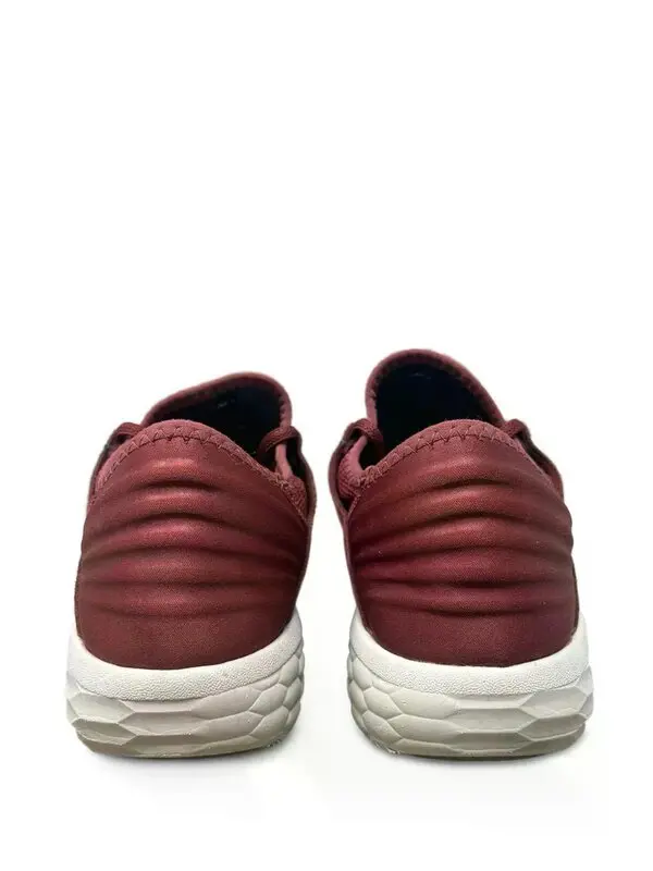 NEW BALANCE Fresh Foam Cruz V2 Sneakers - Red