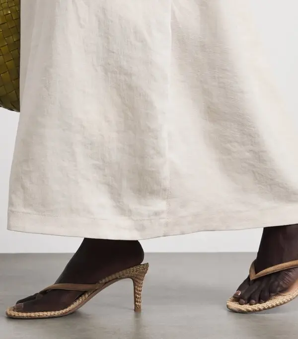GIANVITO ROSSI Calypso Raffia Thong Sandals - Beige