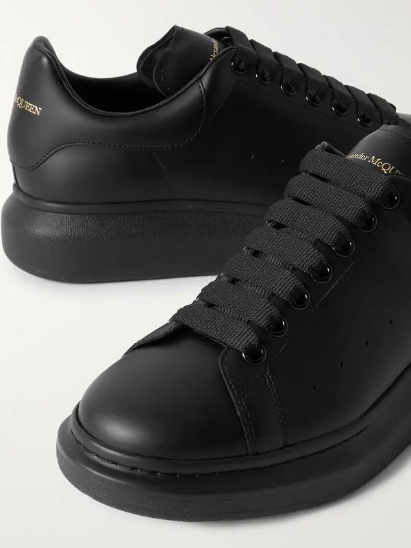 Alexander McQueen Exaggerated-sole Leather Sneakers - Black