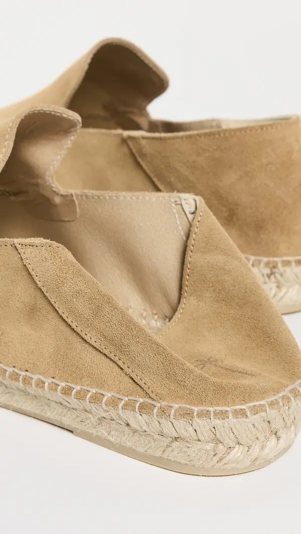 Manebí Suede Espadrilles - Suede Washed Beige