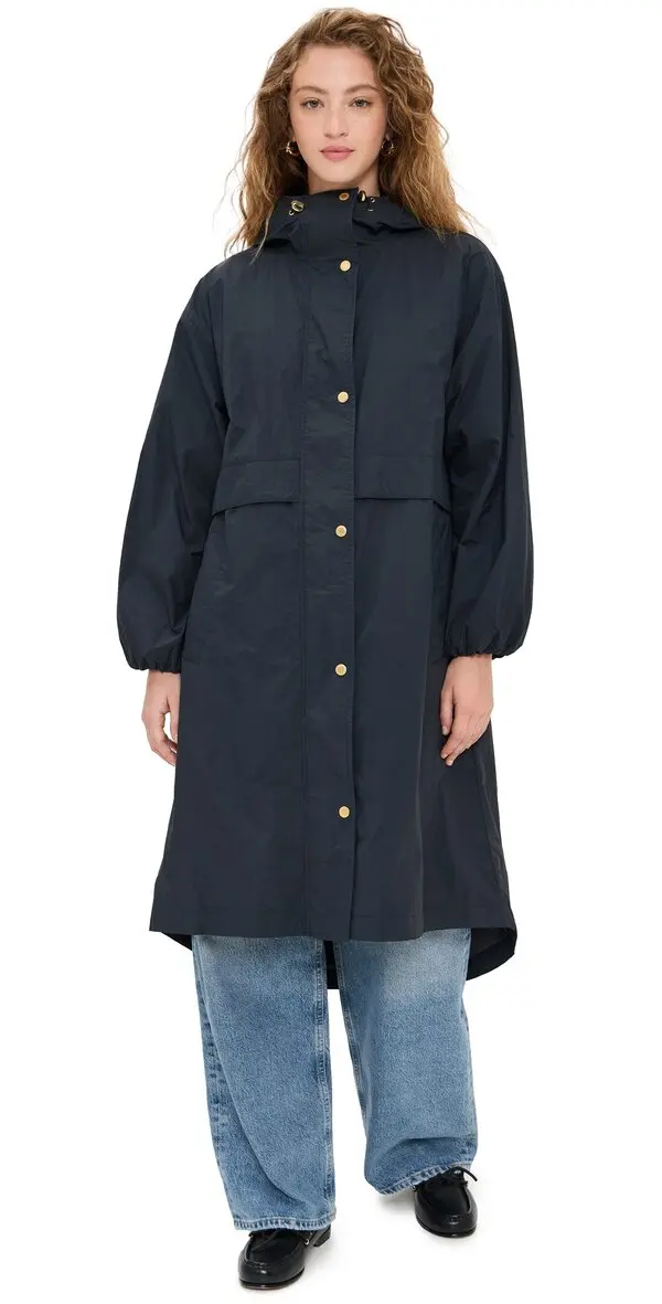ジャケット・アウター Barbour SHOWERPROOF JACKET Navy, Large Barbour Showerproof Rain Jacket In Navy - 40% Off | Editorialist