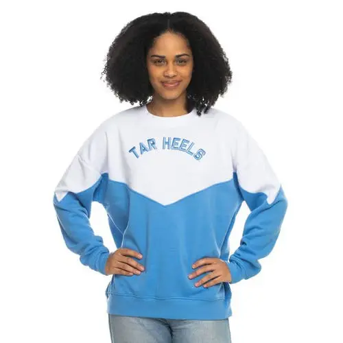 ZOOZATZ North Carolina Tar Heels Oversized Pullover Sweatshirt