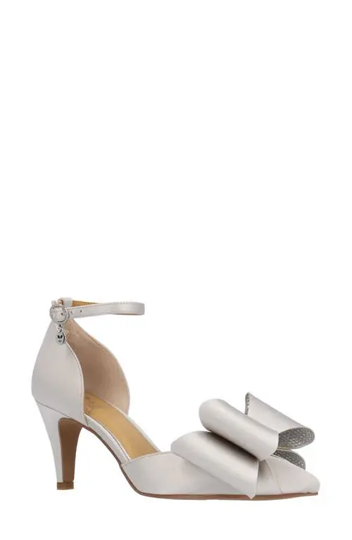 J. Reneé Pammie Pointed Toe Pump - Light Gray