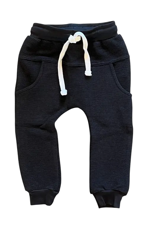 LAREE + CO Waffle Knit Joggers - Onyx