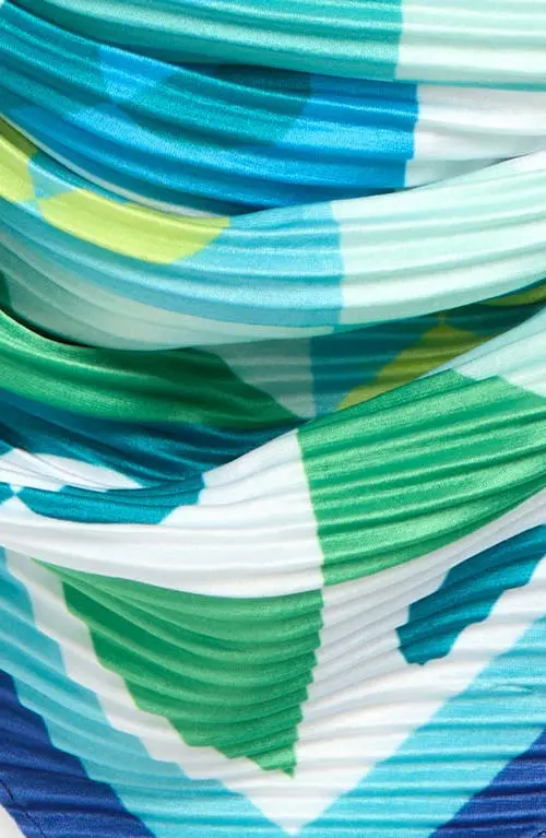 Echo Mosaic Geo Pleated Diamond Scarf - Aqua