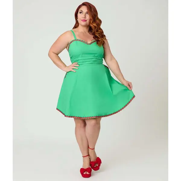 Unique Vintage 1950s Sleeveless Flare Dress - Green W/red Apple Embroidery